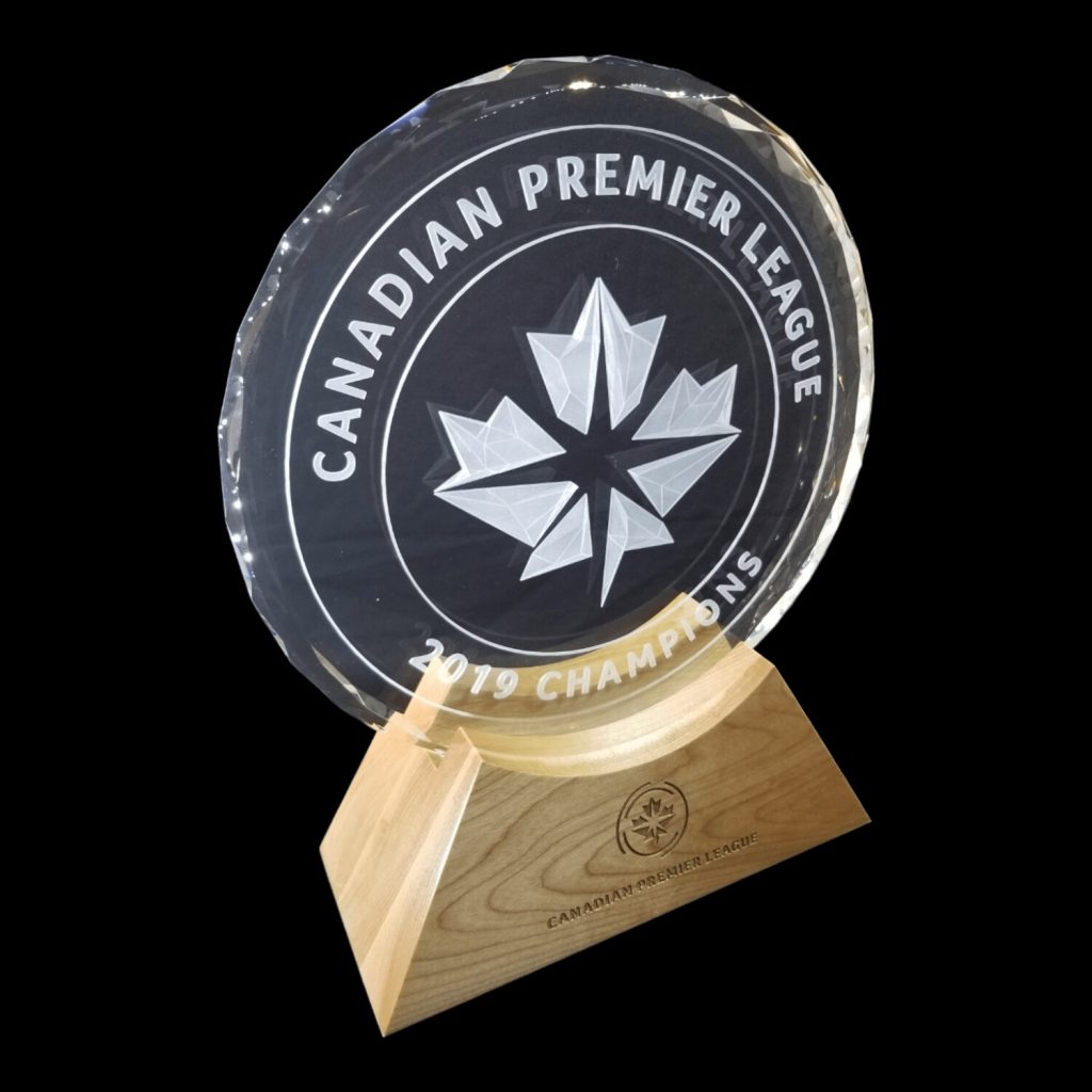 Canadian Premier League Trophy - Protocole